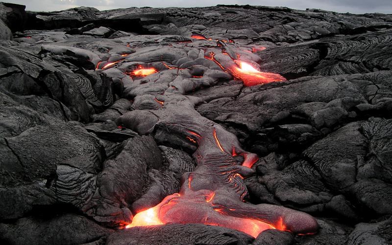 Lava Flow Surface Features (U.S. National Park Service)