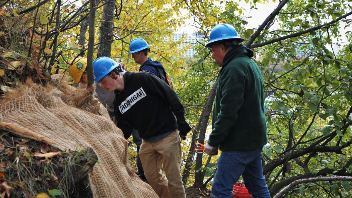 Conservation and Outdoor Recreation Community Assistance Newsletter ...