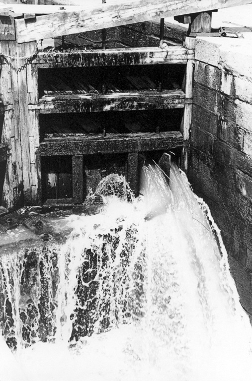 How a Lock Works - Chesapeake & Ohio Canal National Historical Park (U ...