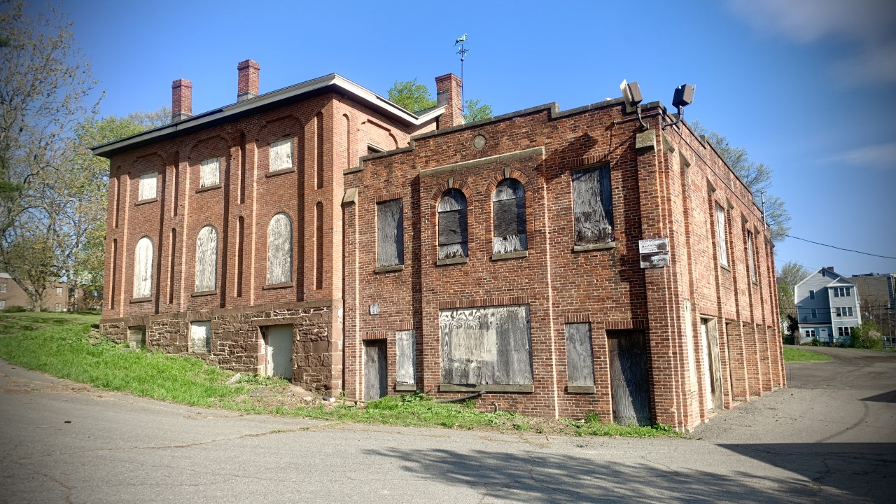 Colt Gardener’s Cottage and Colt Carriage House - Coltsville National ...