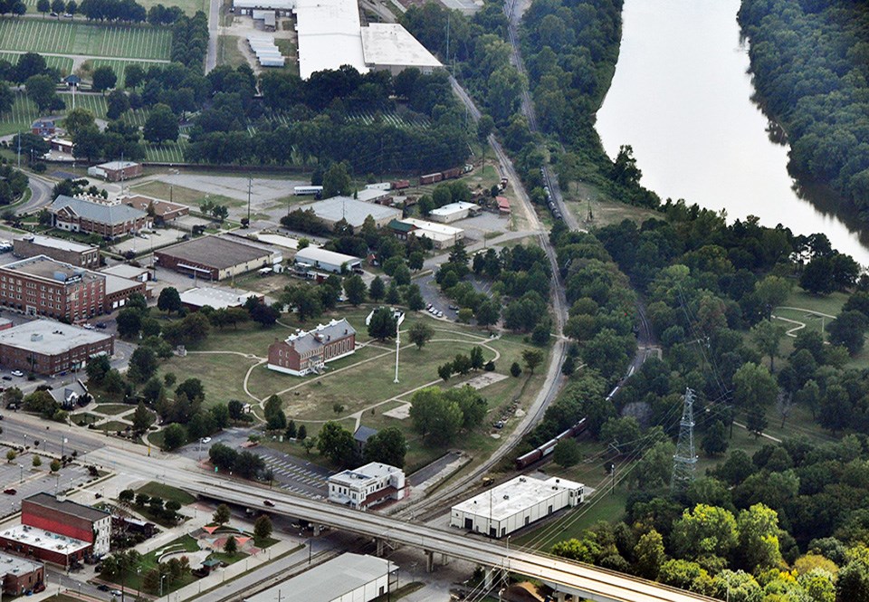 Fort Smith Then and Now (U.S. National Park Service)