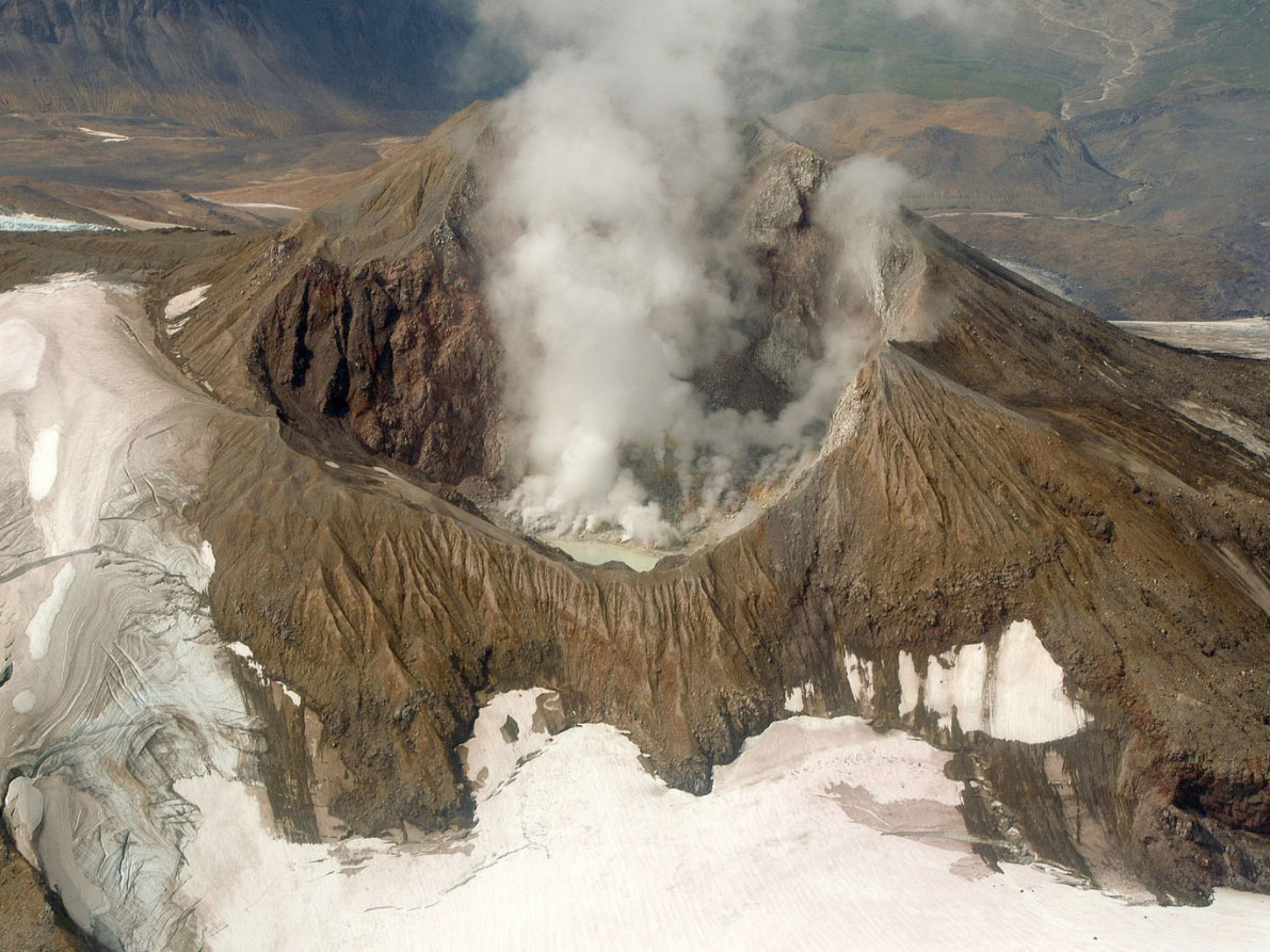 phreatic eruption description