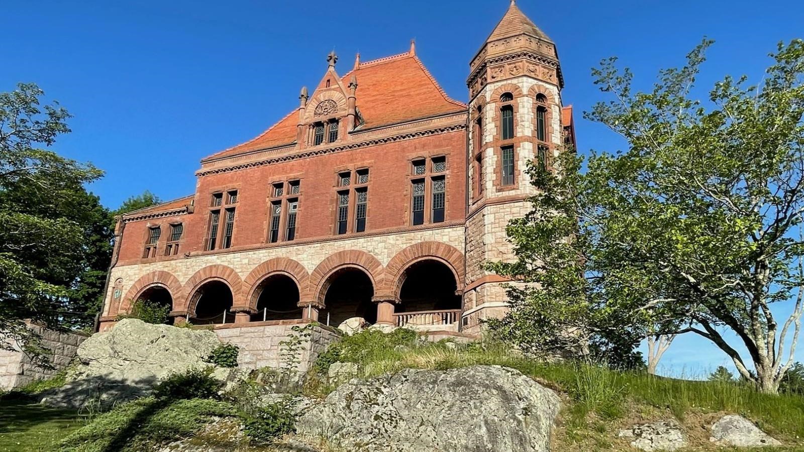 Memorial Hall (U.S. National Park Service)