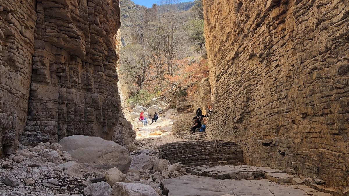 Devil's Hall (U.S. National Park Service)