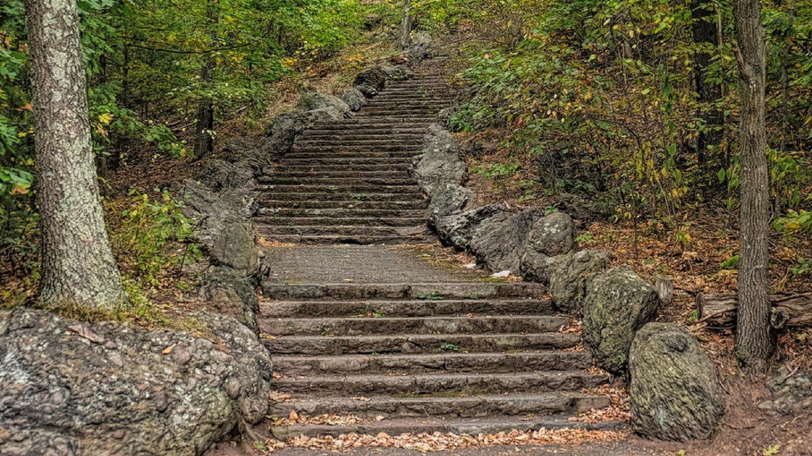 Ellicott Arch and 99 Steps (U.S. National Park Service)