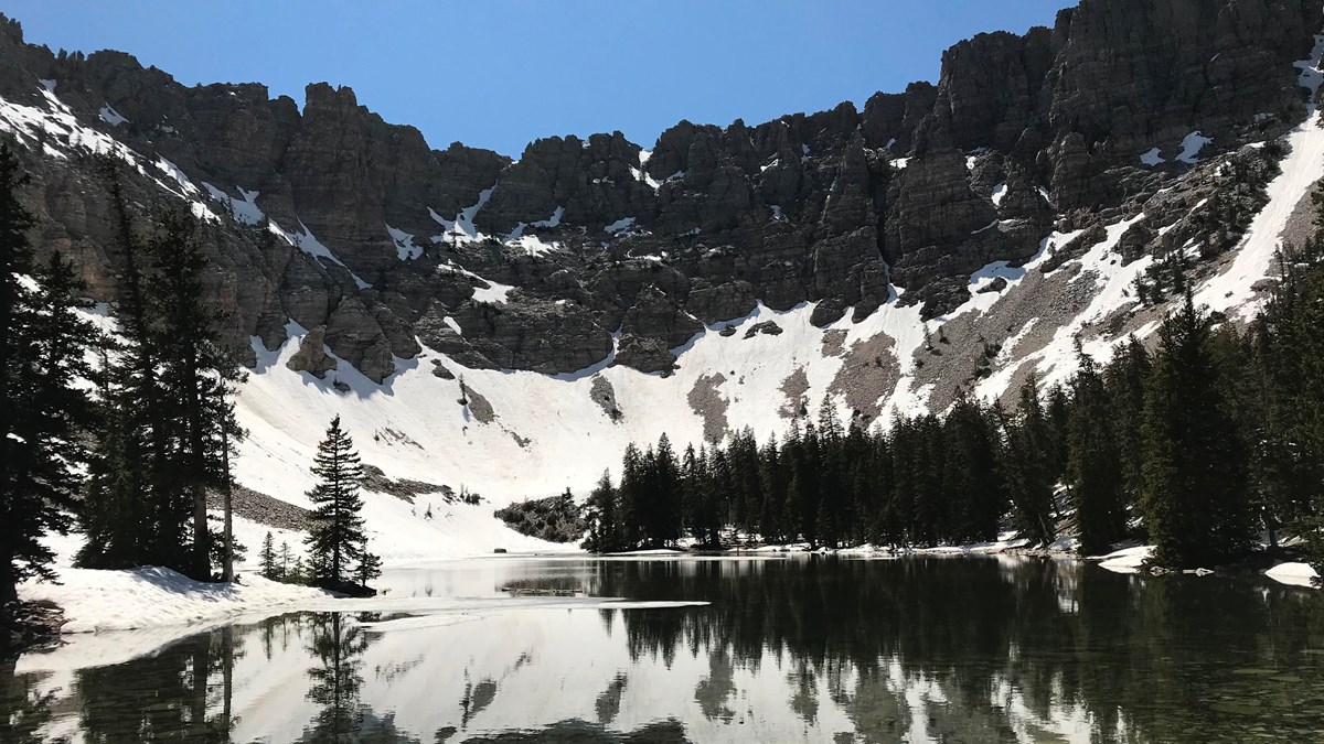 Hike to Baker Lake (U.S. National Park Service)