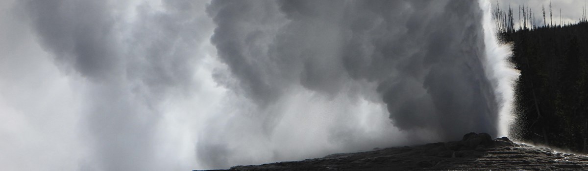 Watch Old Faithful Geyser Erupt (U.S. National Park Service)