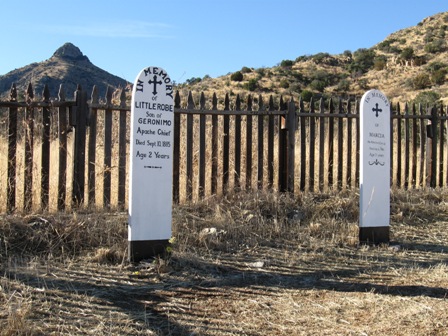 Cemetery Graves - Fort Bowie National Historic Site (U.S. National Park ...