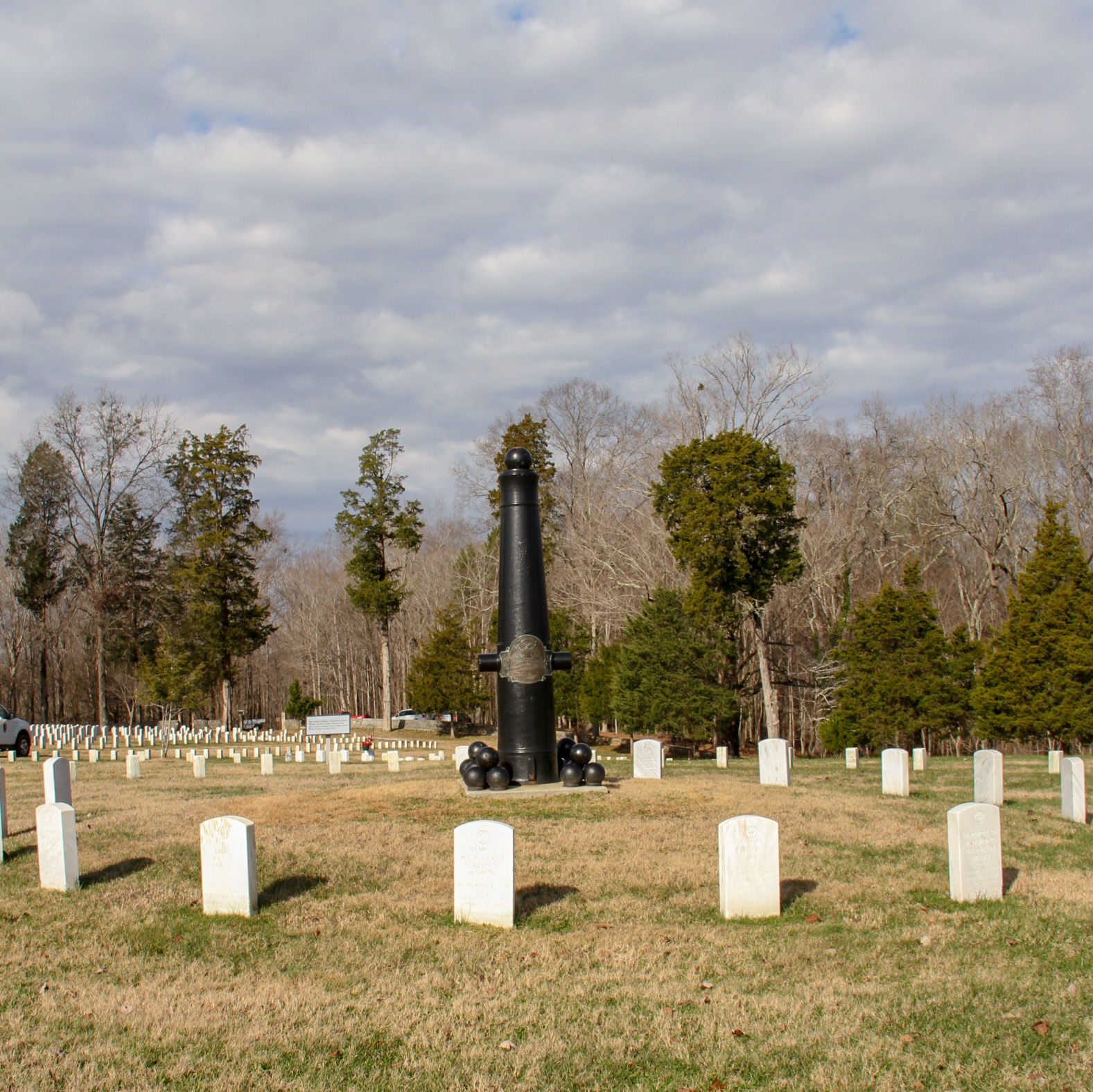 Fort Donelson National Cemetery - Fort Donelson National Battlefield (U ...