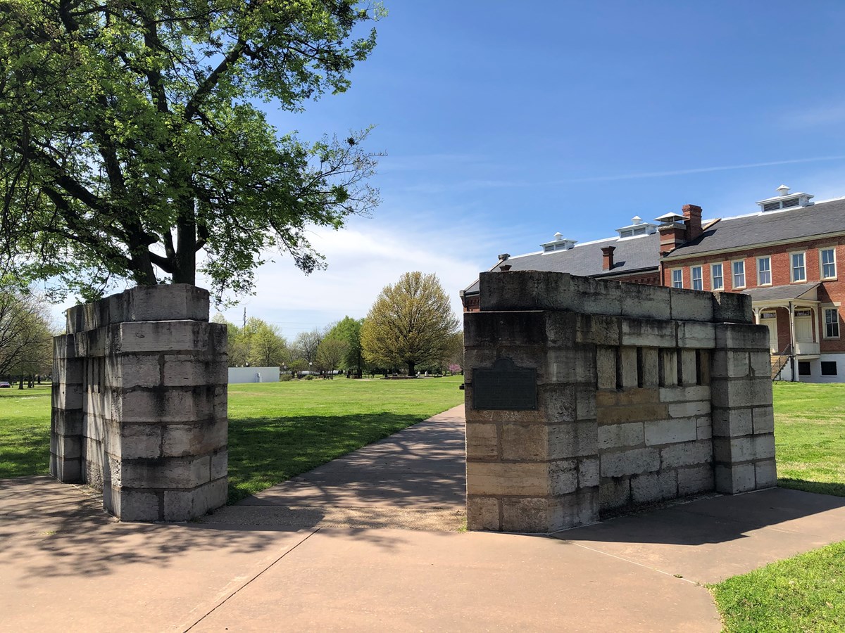 Memorial Gateway - Fort Smith National Historic Site (U.S. National ...