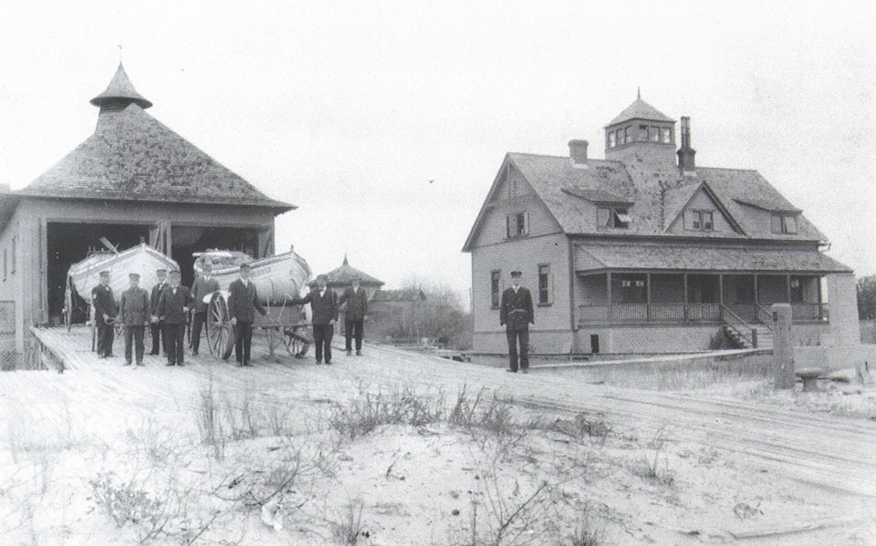 US Coast Guard Historic District - Sullivan's Island - Fort Sumter and ...
