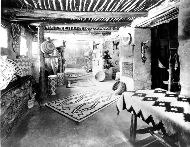 Mary Colter's Hopi House - Grand Canyon National Park (U.S. National ...