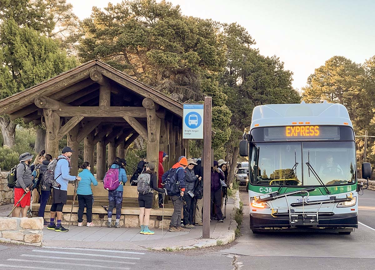 Hikers' Express Shuttle Bus - Grand Canyon National Park (U.S. National ...