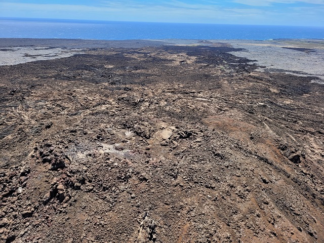 The Great Crack and Ala Waiʻi - Hawaiʻi Volcanoes National Park (U.S ...
