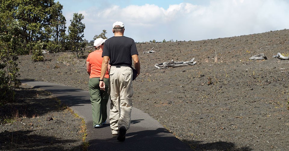 Day Hike - Devastation Trail - Hawaiʻi Volcanoes National Park (U.S ...