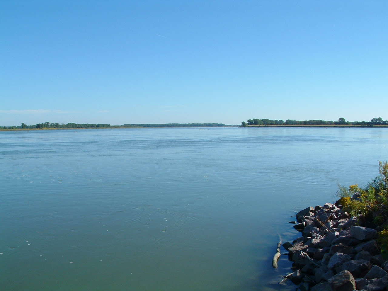 Mulberry Bend Overlook - Missouri National Recreational River (U.S ...