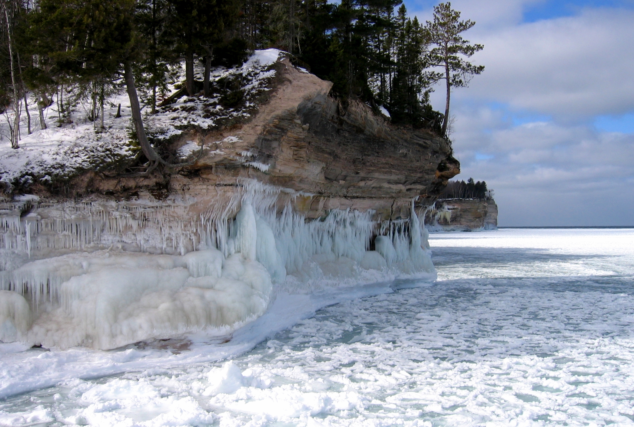 Glaciers / Glacial Features - Pictured Rocks National Lakeshore (U.S ...