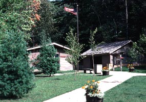 Visitor Centers - Pictured Rocks National Lakeshore (U.S. National Park ...