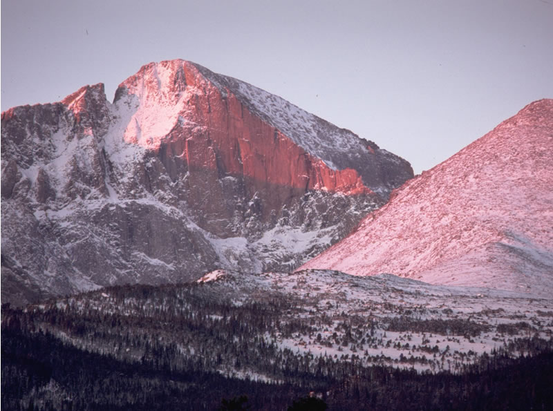 Dawn on Longs Peak - Rocky Mountain National Park (U.S. National Park ...