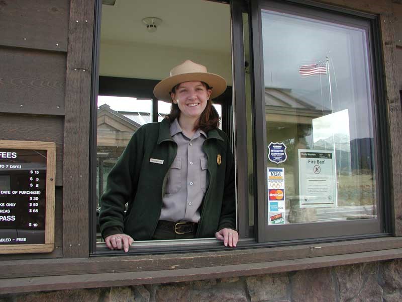 Friendly Park Ranger - Rocky Mountain National Park (U.S. National Park ...