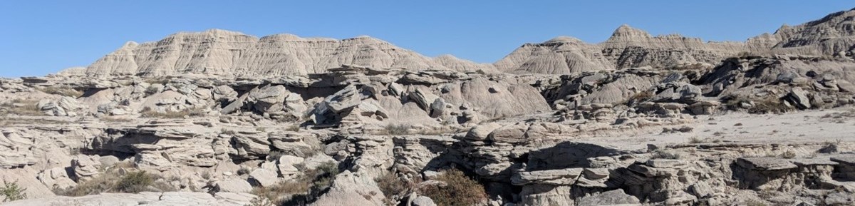 Hike in Toadstool Geologic Park (U.S. National Park Service)