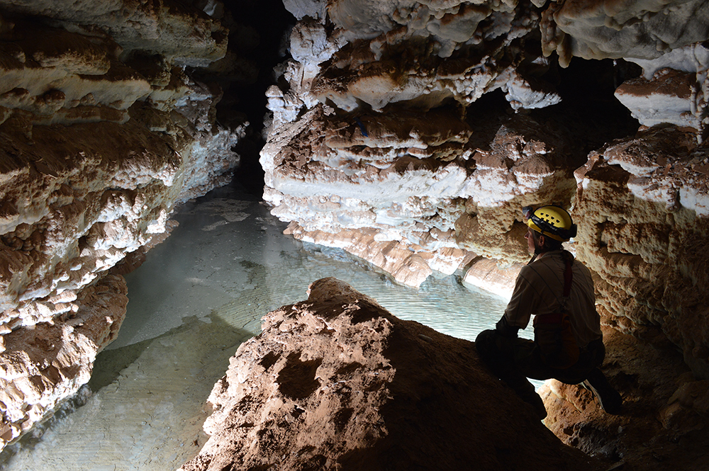Wind Cave Surpasses 150 Miles In Length Wind Cave National Park U S