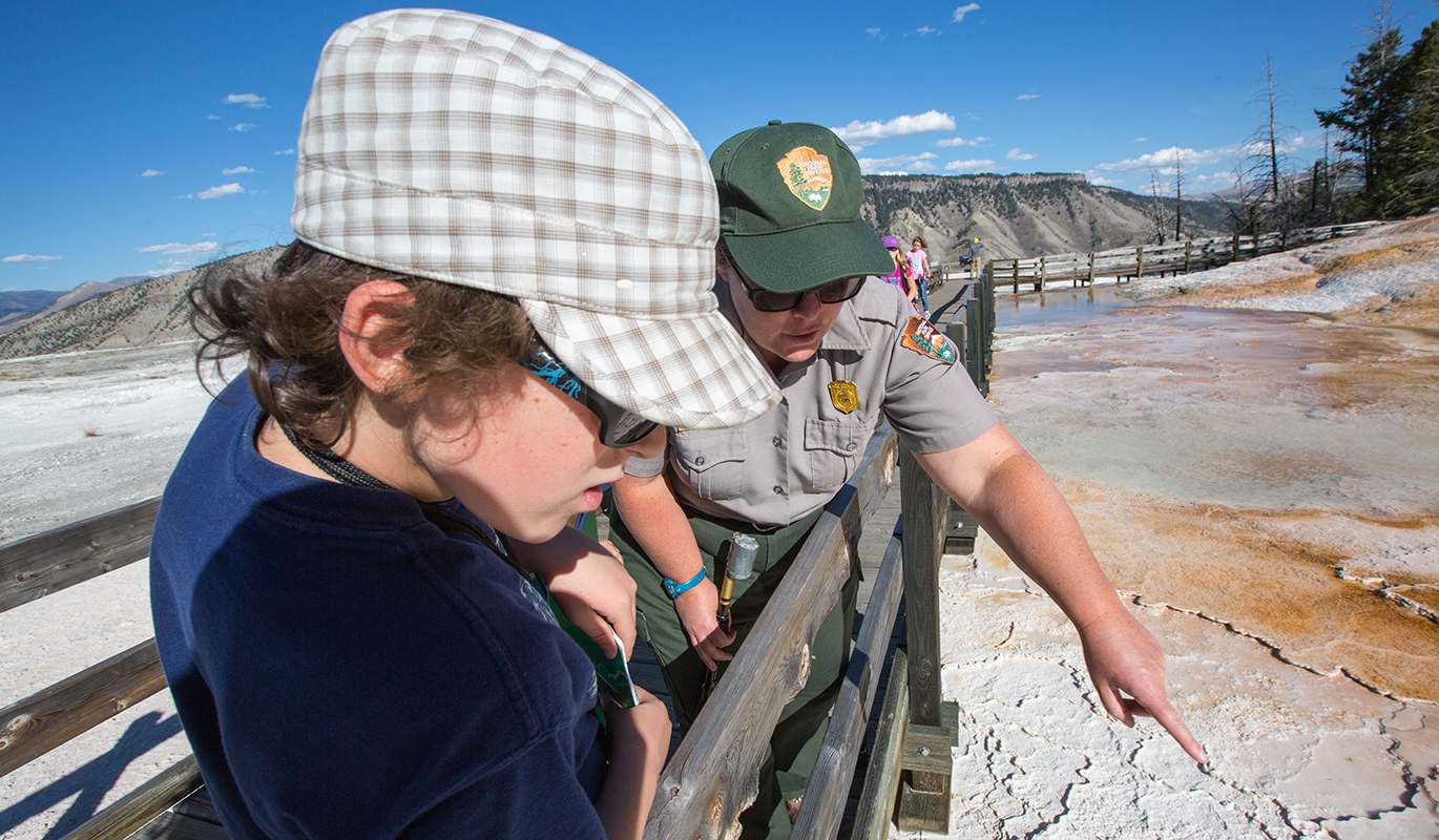 Yellowstone: Wilderness Classroom - Yellowstone National Park (U.S ...