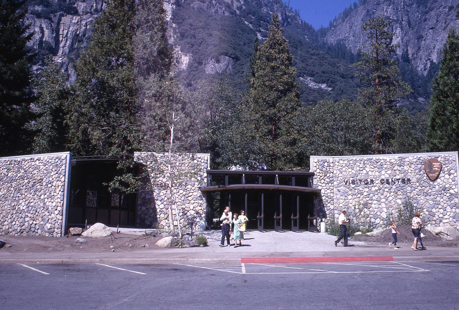 Yosemite Valley Visitor Center - Mission 66 - Yosemite National Park (U ...
