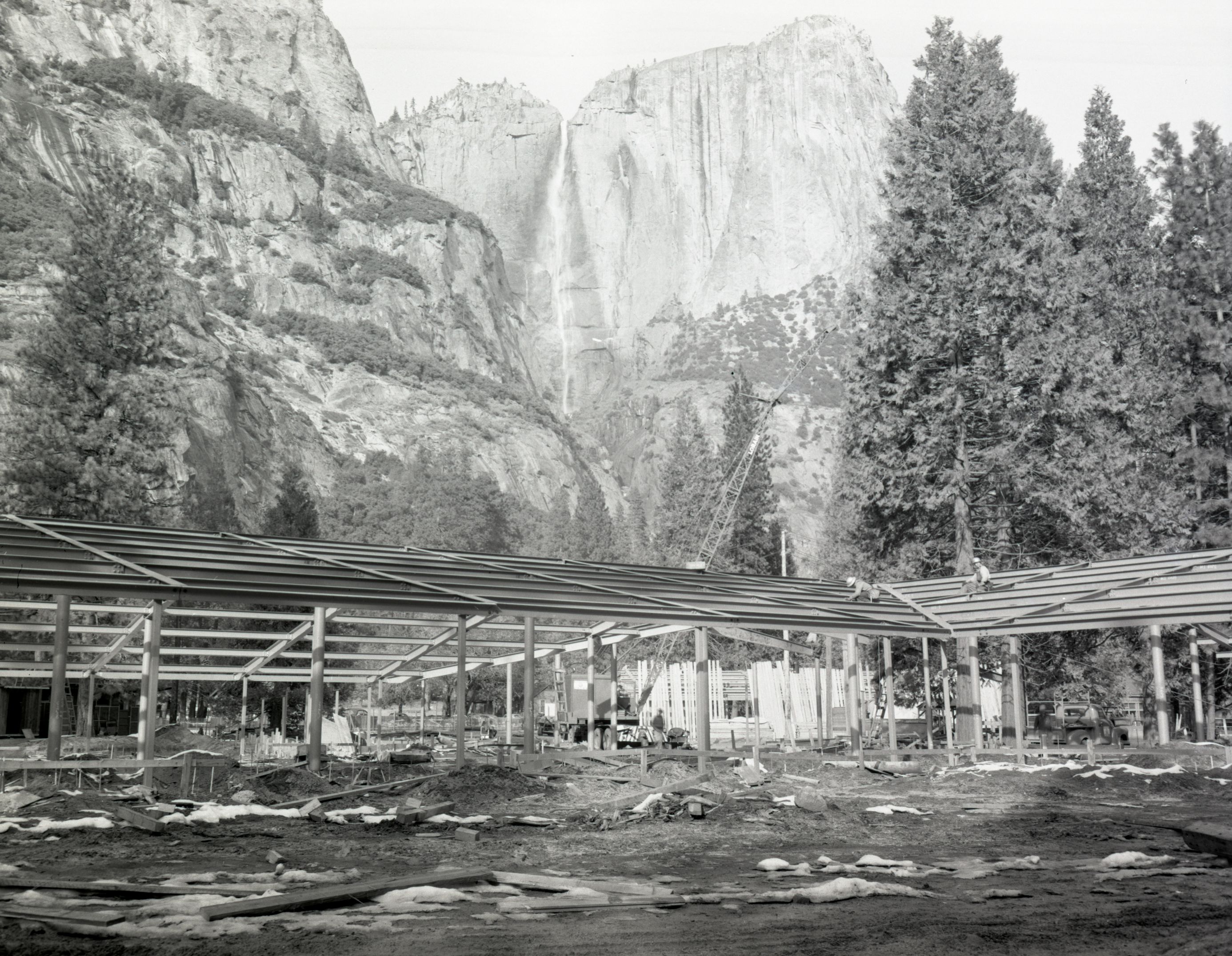 Yosemite Valley Lodge - Mission 66 - Yosemite National Park (U.S ...